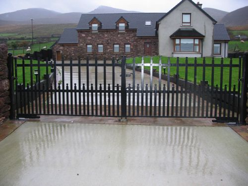 Robert Stack, Gates, Iron Gates, Gate Automation, Ironwork, Railings ...